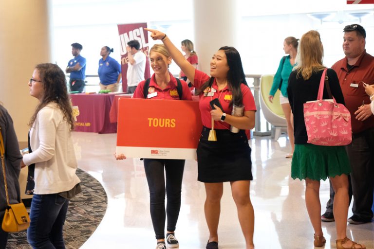 They chose UMSL: Scenes from New Student Orientation - UMSL Daily