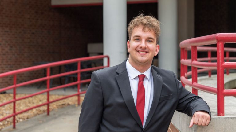 Biology student Alexander Entwistle receives Remington R. Williams ...