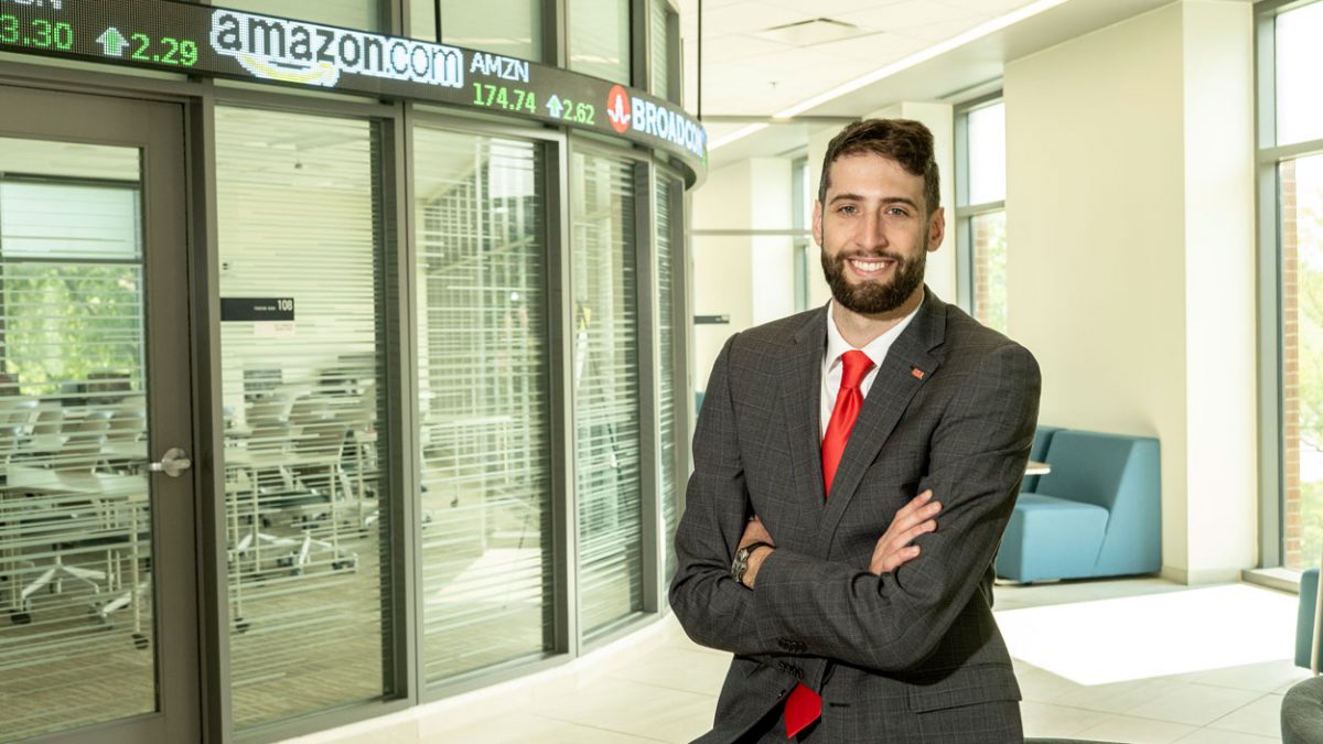 Assistant Professor Dan Grossman’s paper on Self-Invitation Hesitation ...