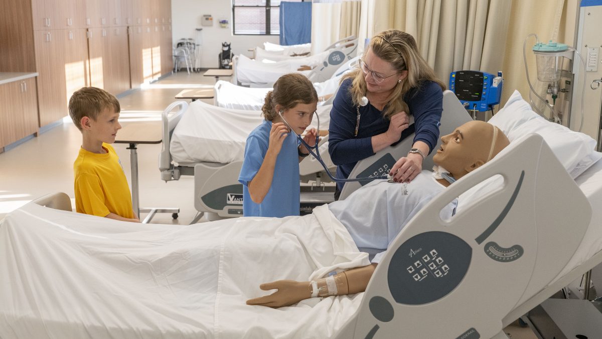 UMSL College of Nursing unveils $7 million Nursing Learning Resource ...