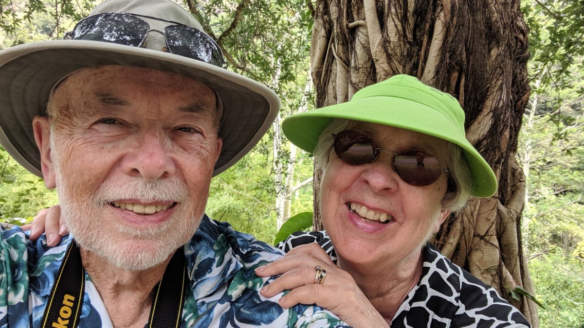 Mary and Hal Harris sharing their love of science with future ...