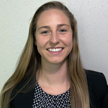 Library’s service desk gets a student-friendly makeover - UMSL Daily