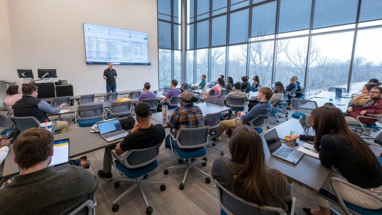 Expanded Anchor Accelerator internship program offers immersive entrepreneurial experience to ...