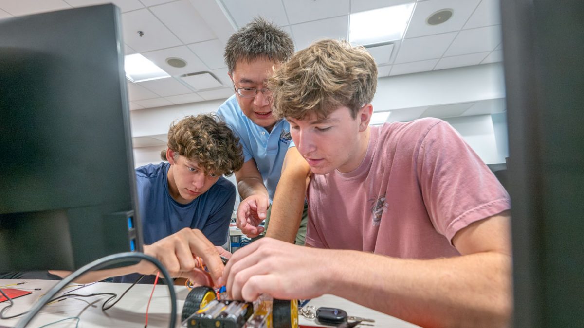 Through hands-on learning, UMSL’s new School of Engineering helps meet ...