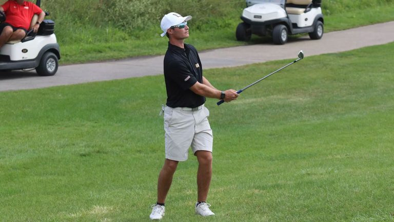 UMSL Tritons weekly rewind: Men's golf team ends season in national ...